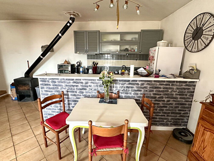 Maison à vendre - Saumane - 2 pièces - 1 chambre