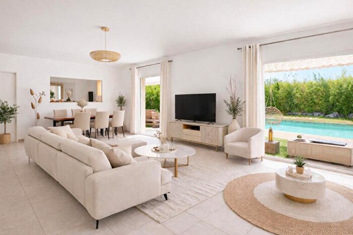 Maison 7 pièces à vendre à Solliès-Ville