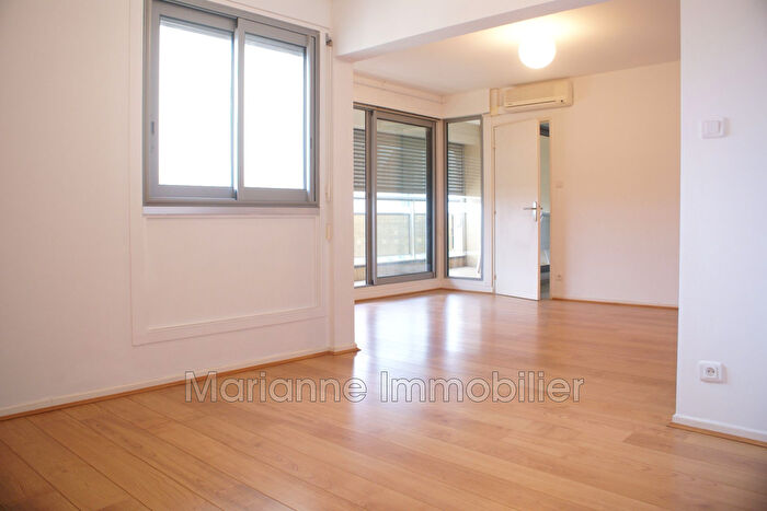 Montpellier, Antigone : Appartement 3 pièces à louer