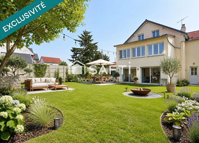 Maison 9 pièces à vendre - Pontault-Combault, Mairie, Rouxel