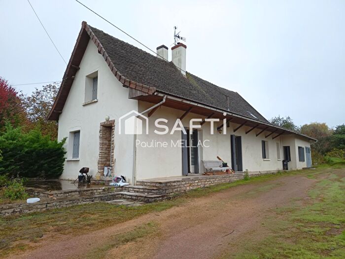 Gigny-sur-Saône : Maison 8 pièces à vendre
