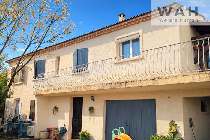 Maison à vendre - Milhaud - 6 pièces - 5 chambres