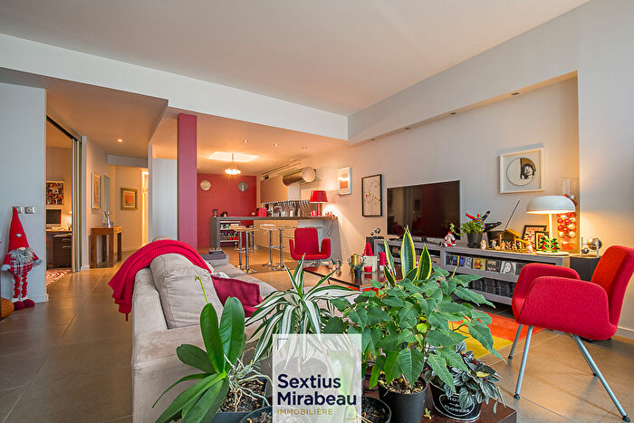 Appartement à vendre - Aix-en-Provence, Centre-ville - 4 pièces - 2 chambres