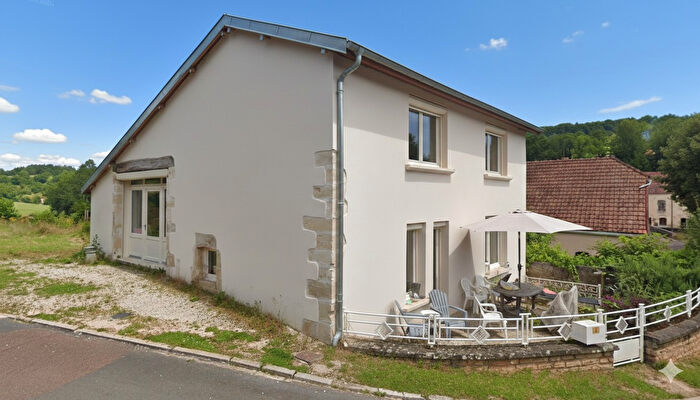 Maison à vendre - Bay-sur-Aube - 4 pièces - 2 chambres