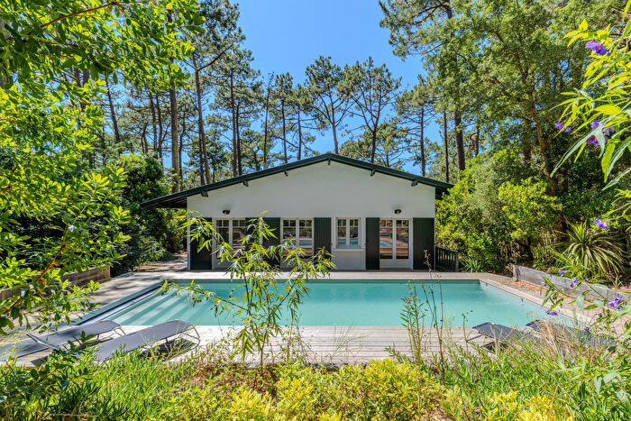 Maison à vendre - Lège-Cap-Ferret - 9 pièces - 6 chambres