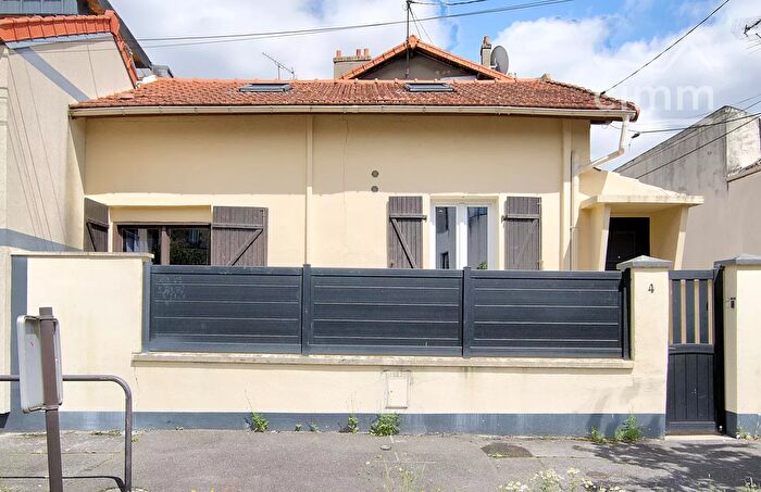 Maison 6 pièces à Vitry-sur-Seine, Paul Forment, La Ferme, à vendre
