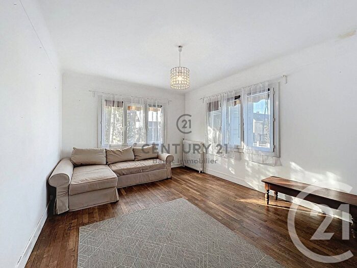 Maison à louer - Dives-sur-Mer - 4 pièces - 4 chambres