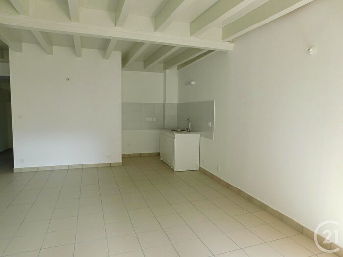 Appartement à louer - Annonay, Centre-ville - 2 pièces - 1 chambre