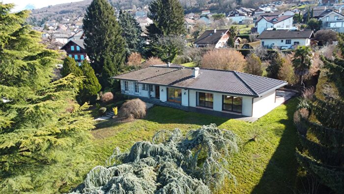 Maison à vendre - Évian-les-Bains - 7 pièces - 4 chambres