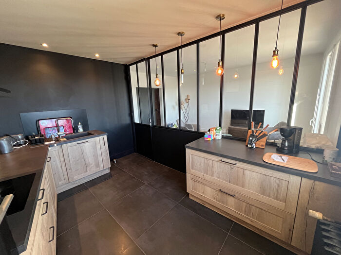 Appartement à louer - Rodez, Pont Vieil - 3 pièces - 2 chambres