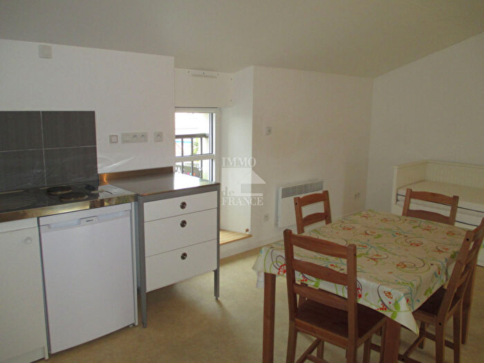 La Roche-sur-Yon, Pyramides, Jean-Yole : Appartement 1 pièce à louer