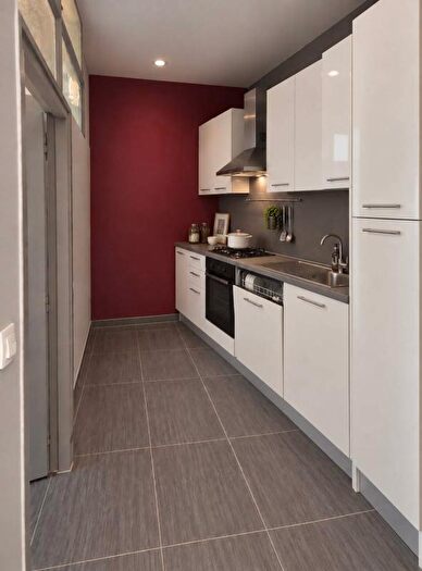 Talence, Saint-Genès, La Médoquine, Haut-Brion : Appartement 3 pièces à vendre