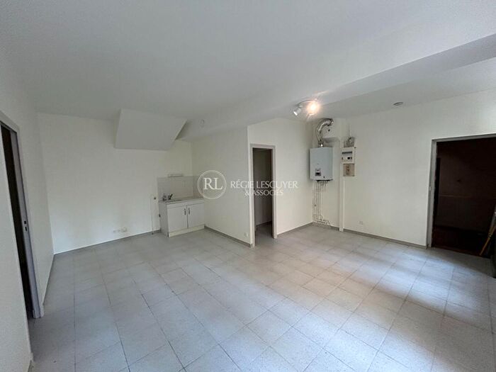 Appartement 3 pièces à louer - Lyon 1er, Bas des Pentes, Presquîle