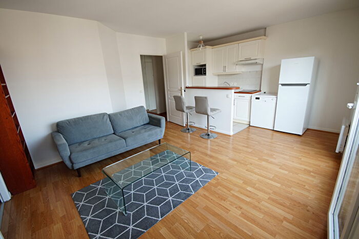 La Garenne-Colombes, Centre Nord, Gare, Mairie : Appartement 2 pièces à louer