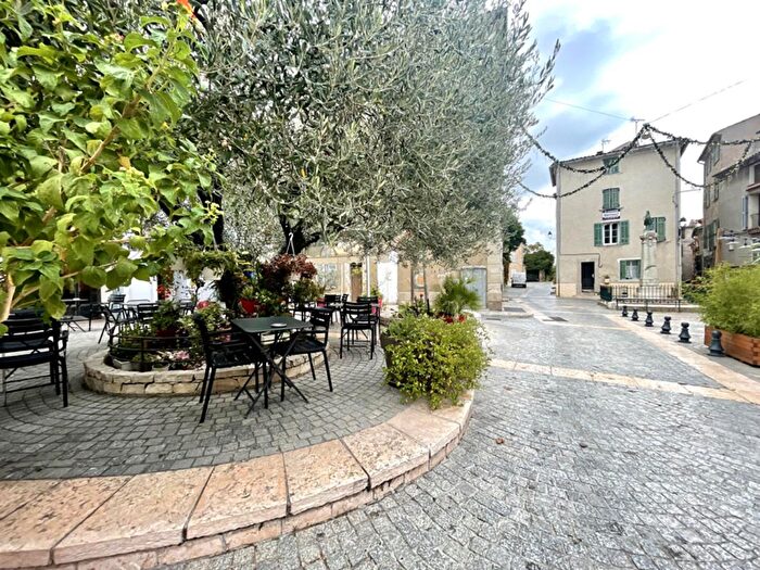 Appartement à vendre - Pignans - 3 pièces - 2 chambres