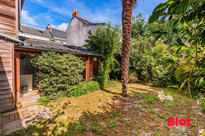 Maison 5 pièces à vendre à Nantes, Saint-Clément, Jardin des plantes, Caserne Lamoricière