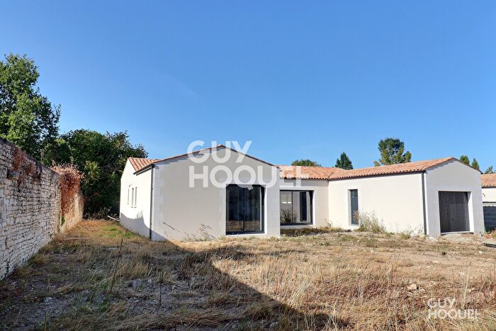 Maison à vendre - Surgères - 4 pièces - 3 chambres