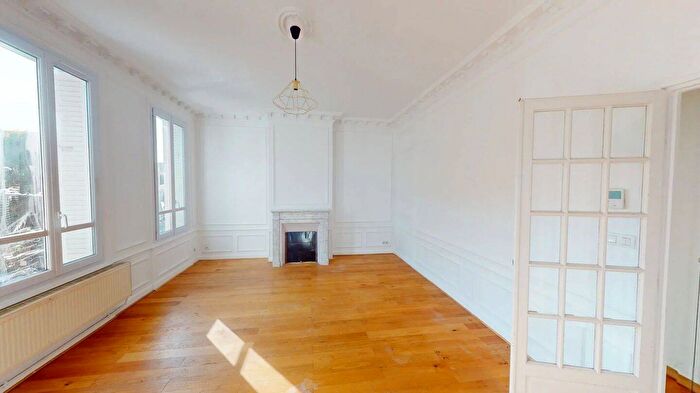 Appartement à louer - Centre, Soissons - 5 pièces - 3 chambres