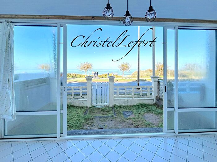 Maison à vendre - Saint-Michel-Chef-Chef - 4 pièces - 3 chambres