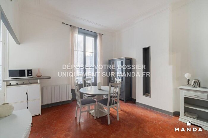 Appartement à louer - Belsunce, Marseille er arrondissement - 4 pièces - 3 chambres
