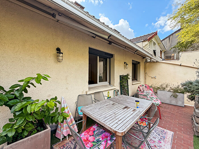 Montreuil, Montreau, Le Morillon : Maison 6 pièces à vendre