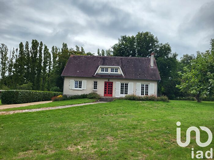 Maison à vendre - Varennes-Changy - 5 pièces - 4 chambres