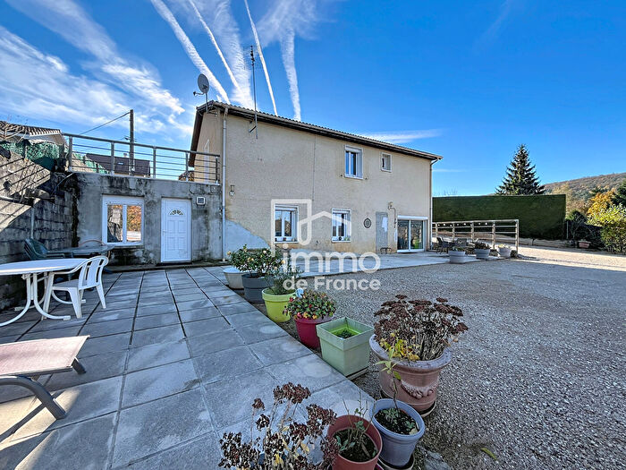 Maison à vendre - Dortan - 7 pièces - 5 chambres