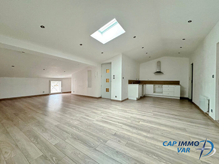 Appartement à vendre - Le Beausset - 3 pièces - 2 chambres