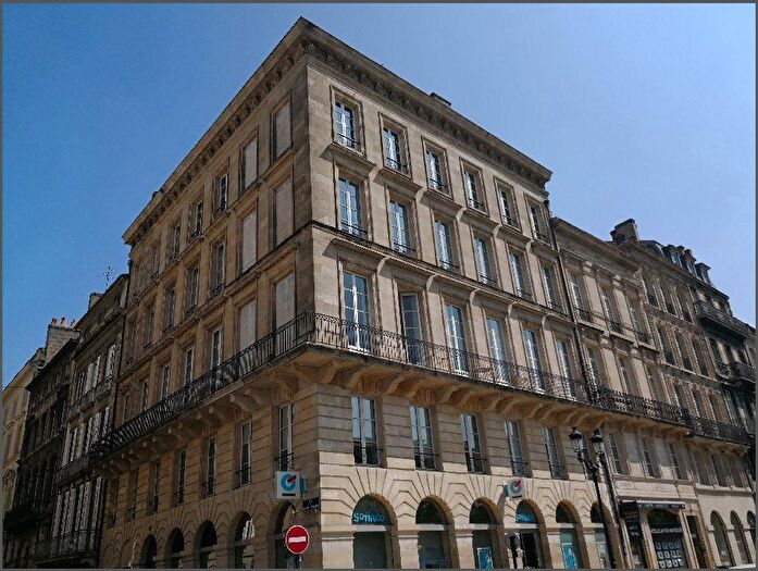 Bordeaux, Quinconces, Grands Hommes, Tourny : Appartement 2 pièces à louer