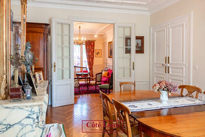 Maison à vendre - Orléans - 8 pièces - 6 chambres