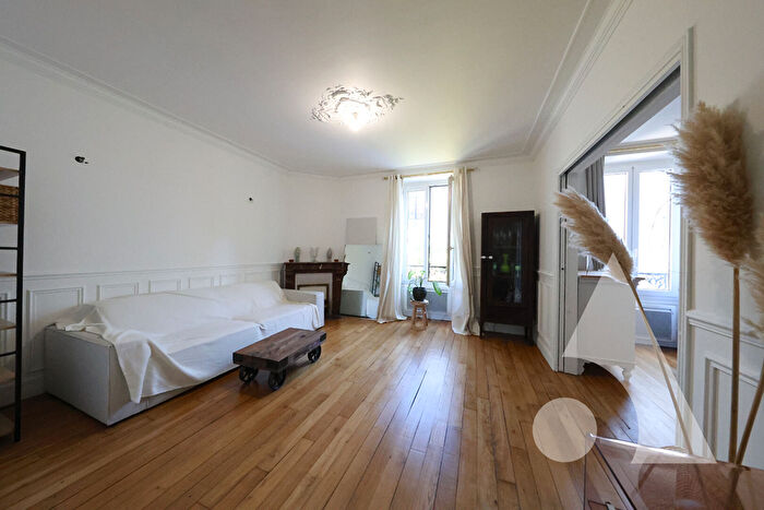 Appartement à louer - Corbeil-Essonnes, Centre-ville - 3 pièces - 2 chambres