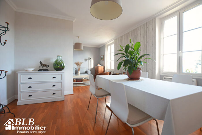 Appartement à vendre - Les Essarts-le-Roi - 3 pièces - 1 chambre