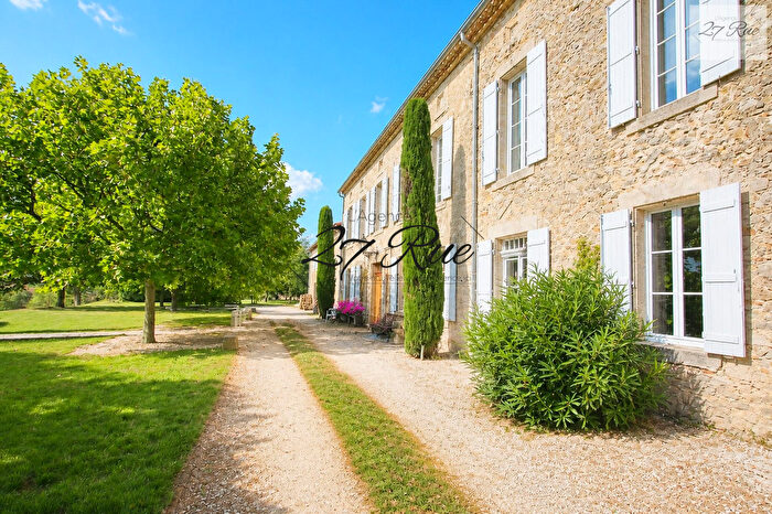 Saint-Michel-de-Lanès : Maison 10 pièces à vendre