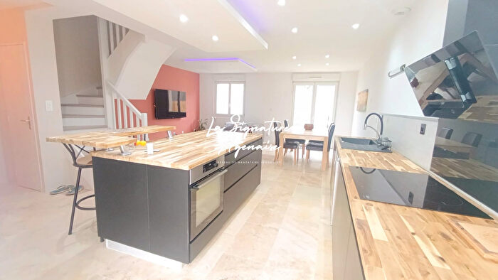 Maison à vendre - Boé - 4 pièces - 3 chambres