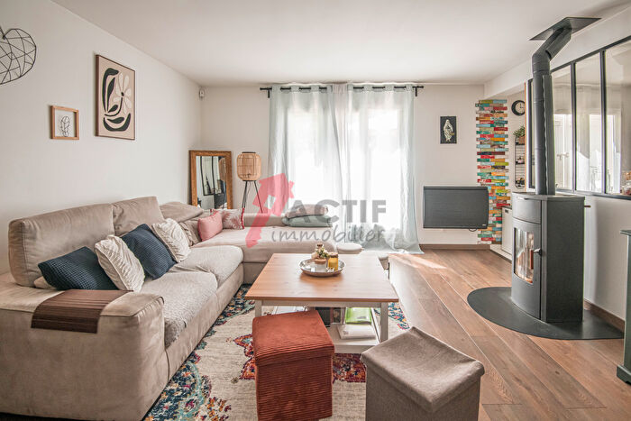 Évry, Village : Maison 4 pièces à vendre