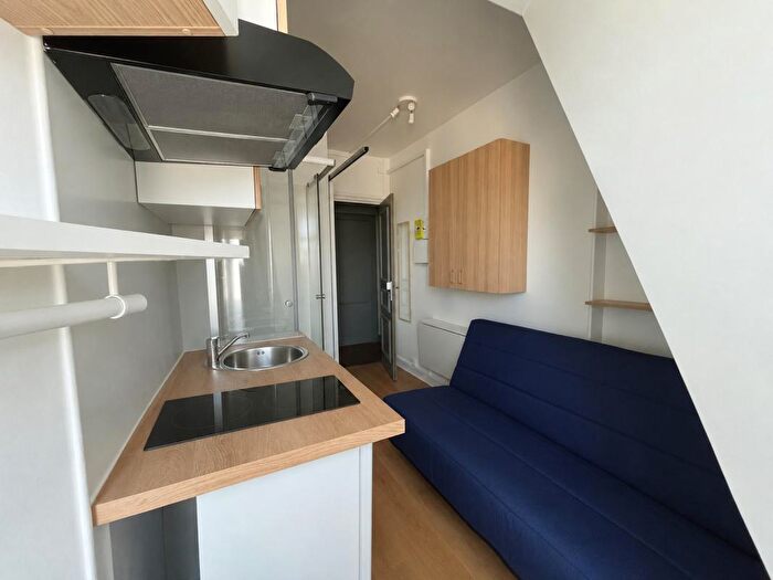 Paris 7ème, Champ de Mars : Appartement 1 pièce à vendre