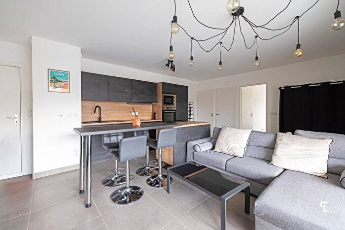 Appartement à louer - Saint Mitre les Granettes Pey Blanc, Aix-en-Provence - 2 pièces - 1 chambre