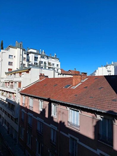 Appartement à louer - Championnet-Caserne de Bonne, Grenoble - 1 pièce