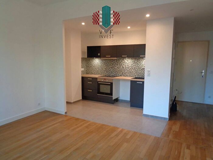 Appartement à louer - Évreux - 3 pièces - 2 chambres