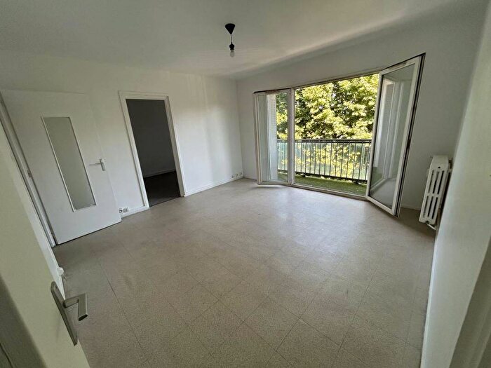 Saint-Maurice-de-Beynost - Appartement 3 pièces à louer