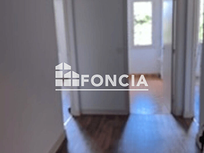 Appartement à vendre - Château-Thierry, Centre-ville - 2 pièces - 1 chambre