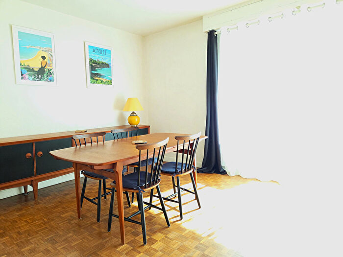 Anglet, Centre-ville, Saint-Jean : Appartement 3 pièces à louer