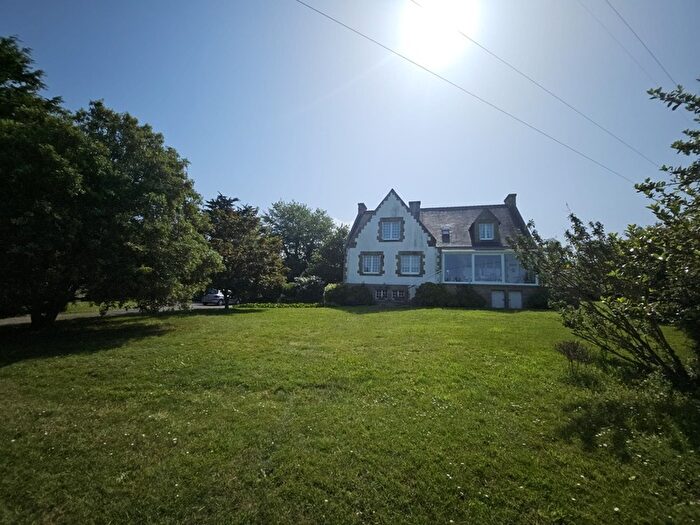Maison 17 pièces à Crozon, à vendre