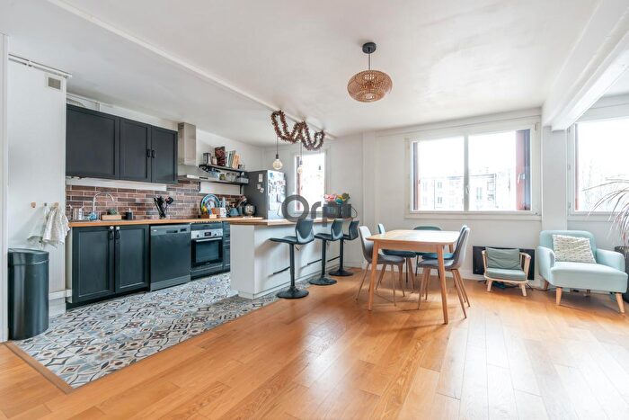 Appartement à vendre - Saint-Maur-des-Fossés, Vieux-Saint-Maur - 4 pièces - 3 chambres