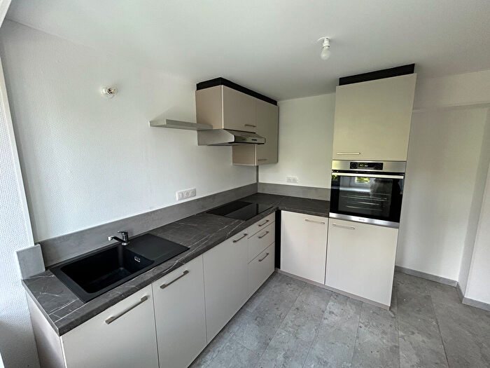 Appartement à louer - Strasbourg, Robertsau - 2 pièces - 1 chambre