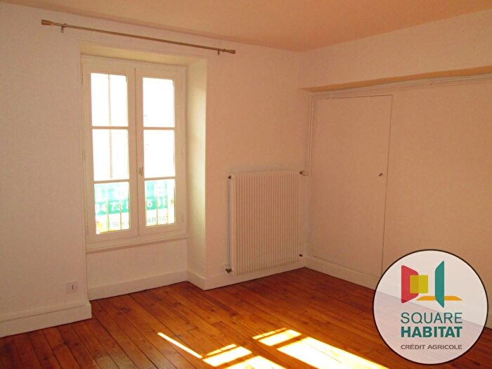Appartement 2 pièces à Issoire, Centre-ville, Barrière, à louer