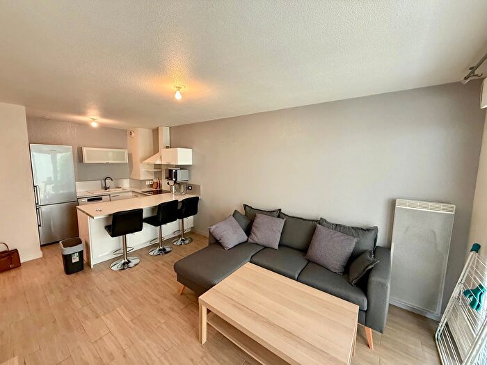 Nice, Sainte-Marguerite : Appartement 2 pièces à louer