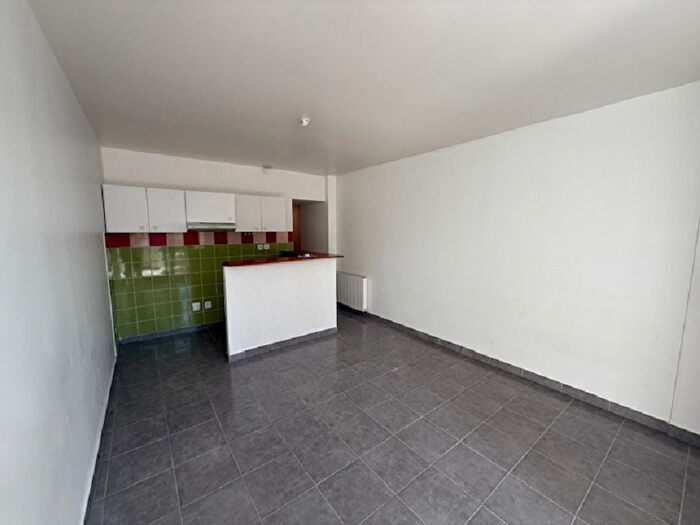 Appartement à louer - Maurepas, Villeneuve - 1 pièce