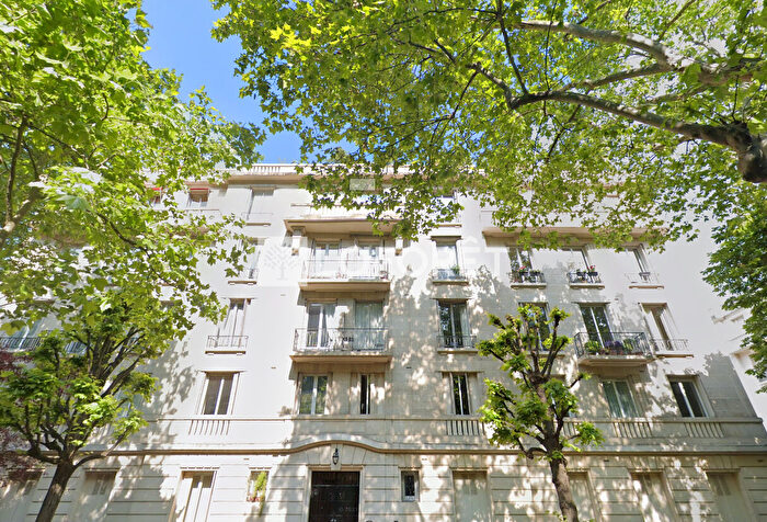 Paris 16ème, Auteuil-Nord, Jasmin, Mirabeau : Appartement 2 pièces à vendre