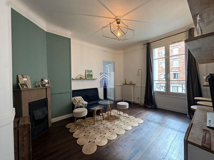 Appartement 2 pièces à vendre à Courbevoie, Marceau République